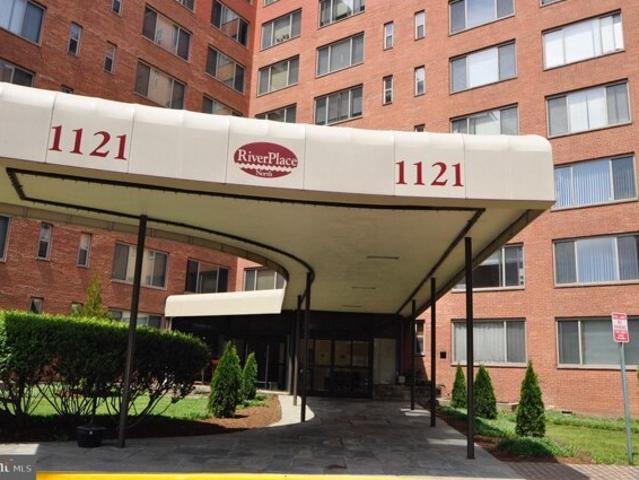 Arlington Blvd Apt,arlington, Condo For Sale