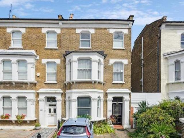 Arlington Gardens, London, 5 Bedroom End