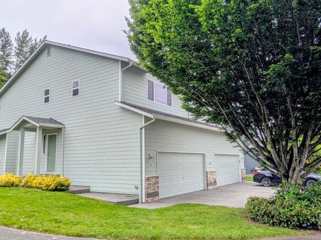 Arlington Gleneagle Duplex