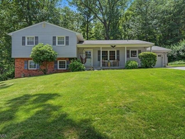 Arlington Dr, Denville, Home For Sale