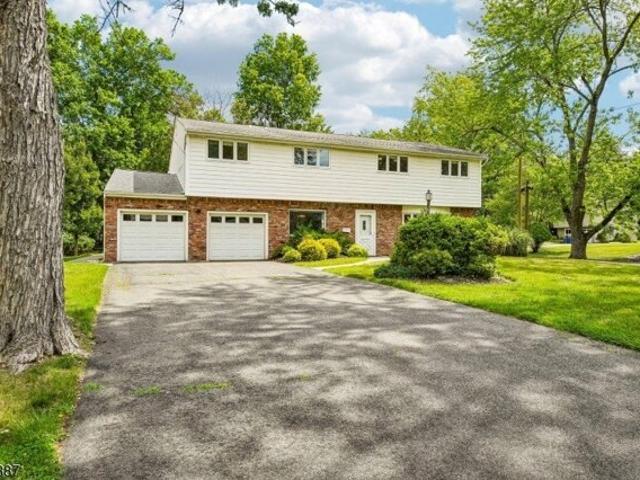 Arlington Dr, Livingston, Home For Sale
