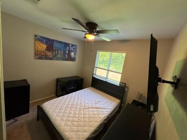 Arlington Furnished Rooms: TV+Mini Fridge