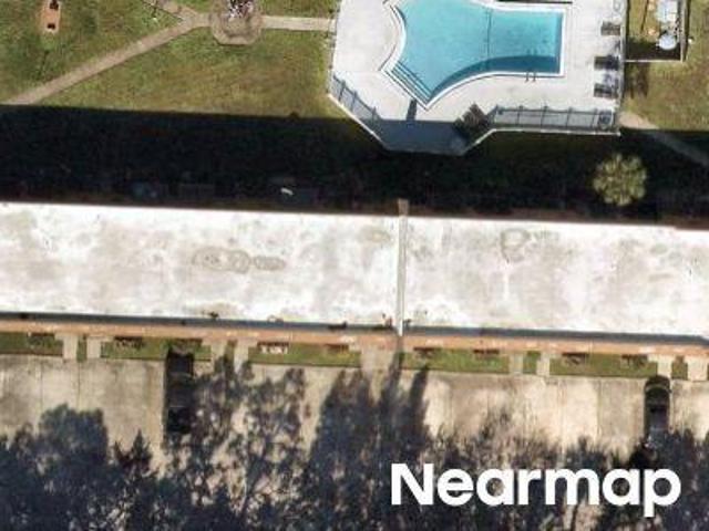 Arlington Ln NE Apt 126