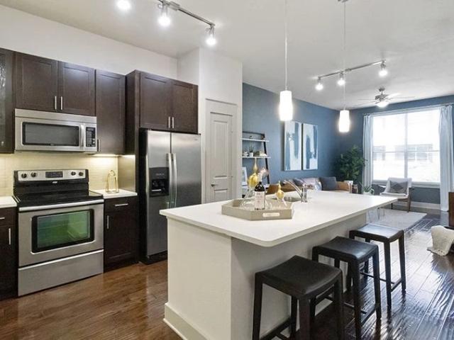 Arlington’s Best Kept Secret — Covered Parking + S