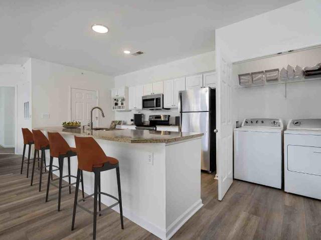 Arlington Park 2 Bedroom Apartment for Rent at 3280 Mill Run Dr, Columbus, OH 43026 Mill Run