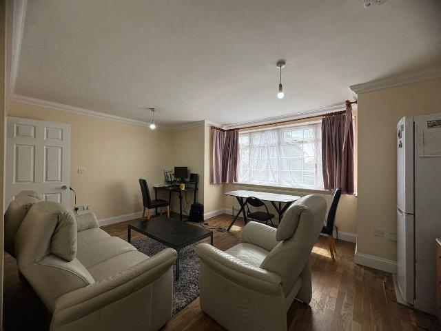 Arlington Road, West Ealing W13, 2 bed flat to rent, £1,950 pcm | PrimeLocation