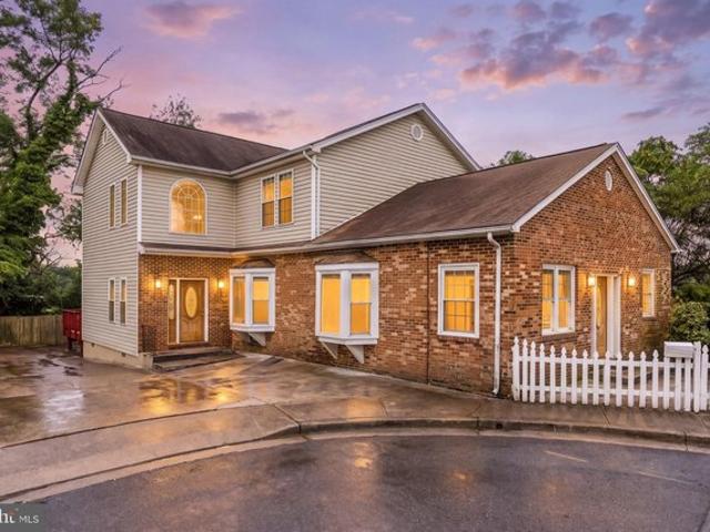 Arlington, VA 22204