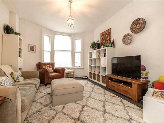 Arlingford Road, London SW2, 2 bed flat to rent, £2,300 pcm | PrimeLocation