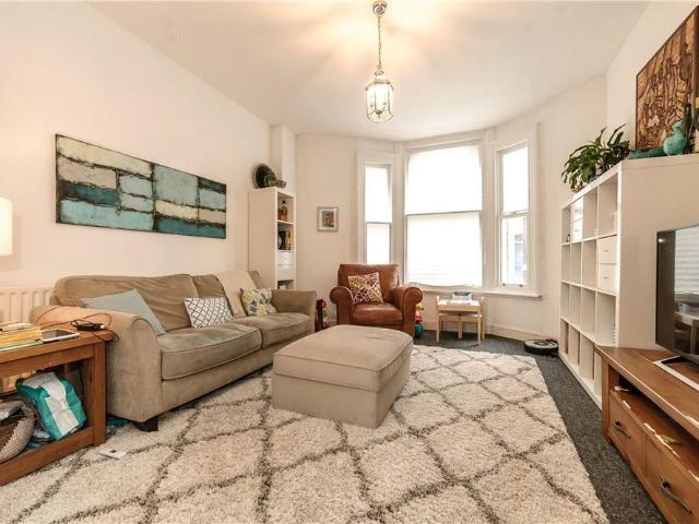 Arlingford Road, London, SW2 2SP
