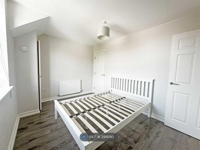 Arpley Court, Warrington WA1, 1 bed flat to rent, £750 pcm | PrimeLocation
