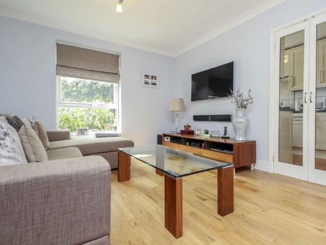 Arragon Road, TW1, London
