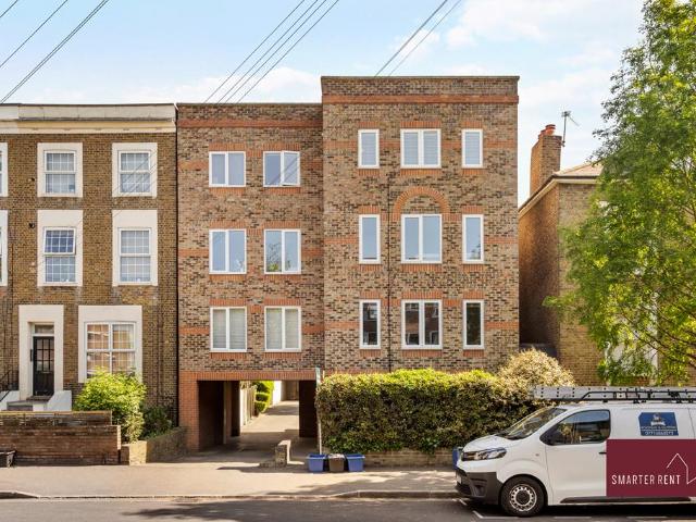 Arragon Road, Twickenham TW1 1 bed apartment to rent £3,000 pcm £692 pw