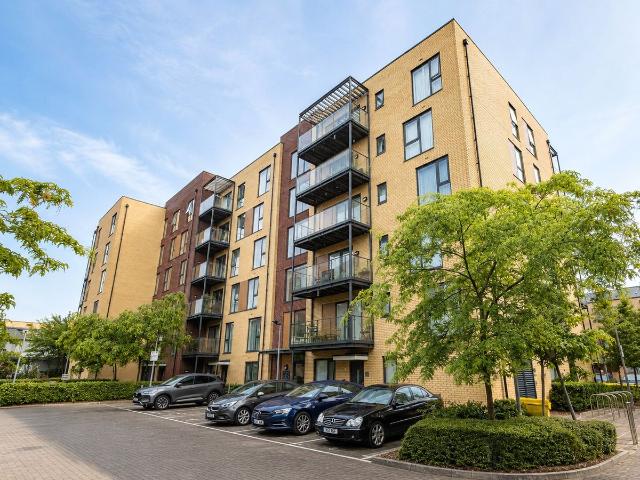 Arrandene Apartments, Colindale NW9, 2 bed flat to rent, £2,350 pcm | PrimeLocation