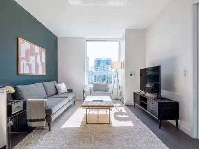 Arrive, 2116 4th Ave, Belltown 1 Bedroom 1 Bath