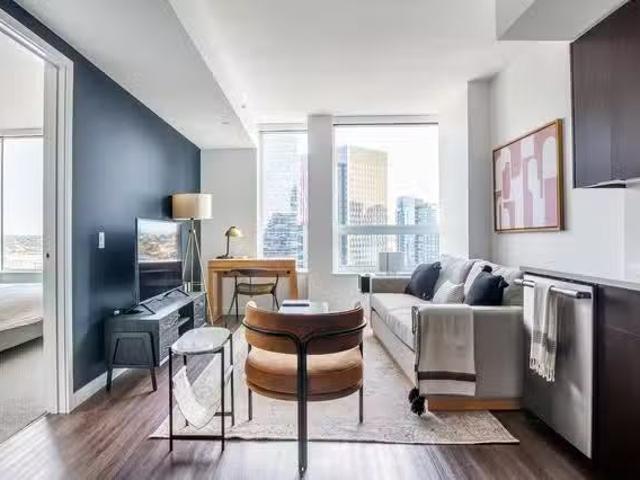Arrive, 2116 4th Ave, Belltown 1 Bedroom 1 Bath