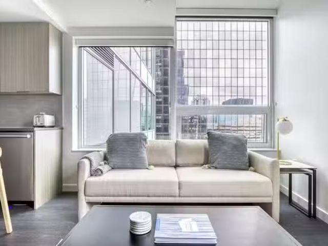 Arrive, 2116 4th Ave, Belltown 1 Bedroom 1 Bath