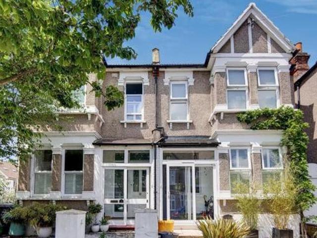 Arrol Road, Beckenham, 4 Bedroom Semi detached