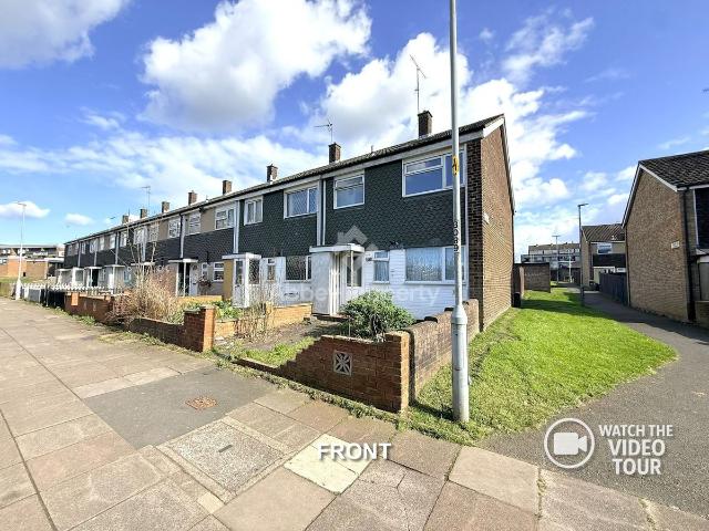 Arrow Close, Luton LU3, 3 bed end terrace house to rent, £1,250 pcm | PrimeLocation