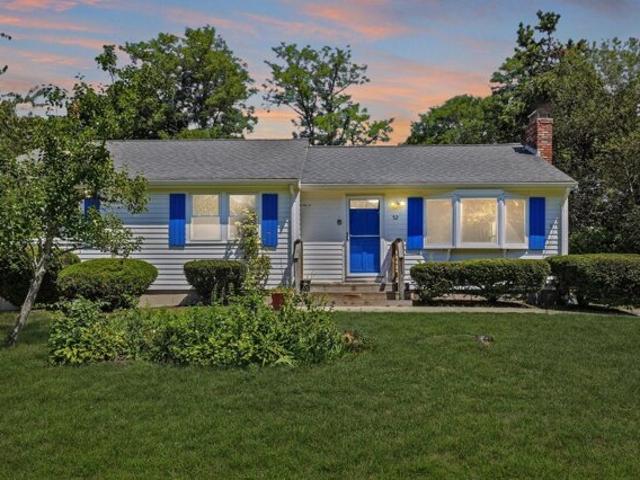Arrowhead Dr, Yarmouth Port, Home For Sale