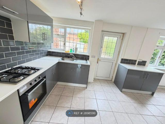 Arrowsmith Square, Newton Aycliffe DL5, 3 bed terraced house to rent, £750 pcm | PrimeLocation