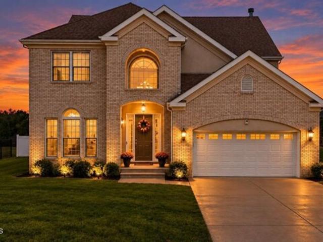 Arrowwood Ct, Howell, Home For Sale