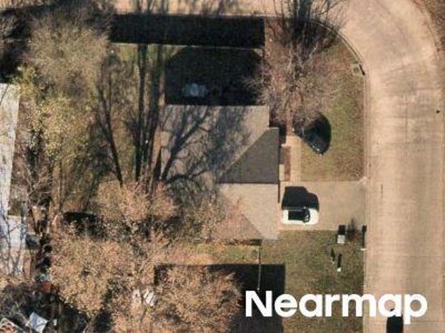 Arrowwood Ln