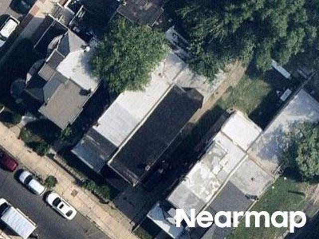 Arrott St