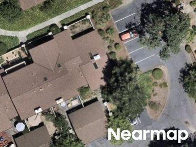 Arroyo Sierra Ct