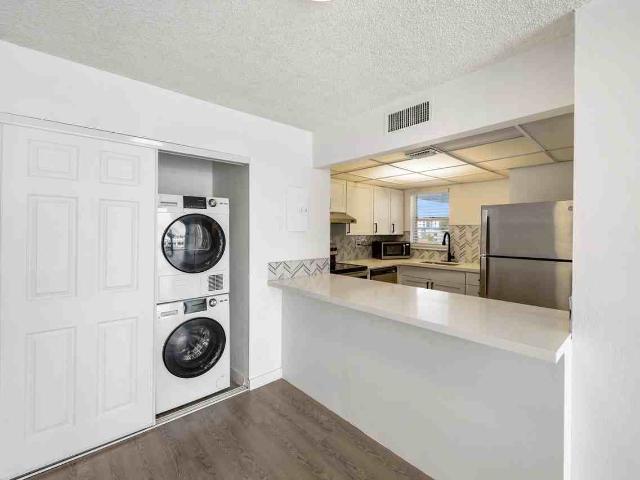 Art 88 by Trion Living 2 Bedroom Apartment for Rent at 8855 Fontainebleau Blvd, Fountainebleau, FL 33172 Fontainbleau East