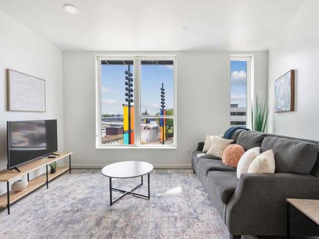 Art Bloc 1 Bedroom Apartment for Rent at 335 Cedar St, Waterloo, IA 50701 Downtown Waterloo