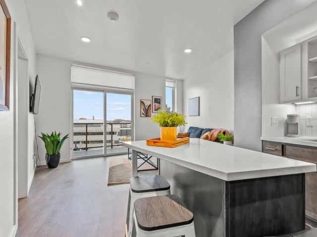 Art Bloc 2 Bedroom Apartment for Rent at 335 Cedar St, Waterloo, IA 50701 Downtown Waterloo