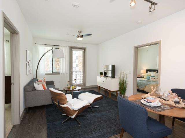 Art on Highland 1 Bedroom Apartment for Rent at 4626 N 16th St, Phoenix, AZ 85016
