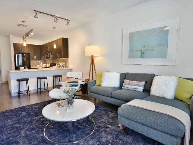 Art on Highland 2 Bedroom Apartment for Rent at 4626 N 16th St, Phoenix, AZ 85016