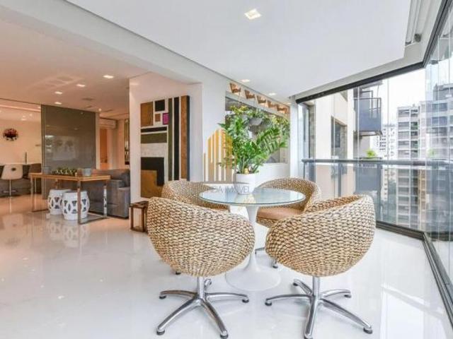 Arte II na Vila Nova Conceição Apartamento de 244m² com 3 suites, 4 banheiros