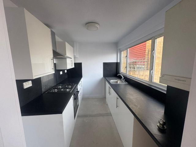 Artemis Close, Gravesend DA12, 3 bed terraced house to rent, £1,500 pcm | PrimeLocation