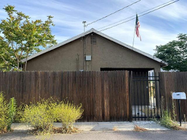Artesia St