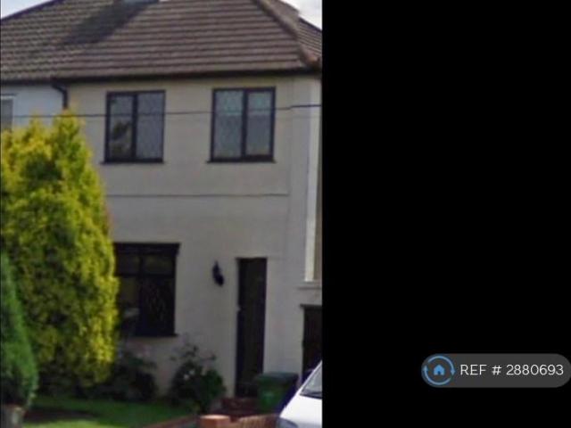 Arterial Road, Grays, RM16 2 bed semi detached house to rent £1,675 pcm £387 pw