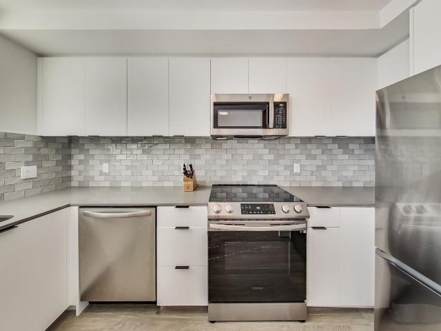 ArtHaus Mandela Studio Apartment for Rent at 1705 Mandela Pkwy, Oakland, CA 94607 Prescott
