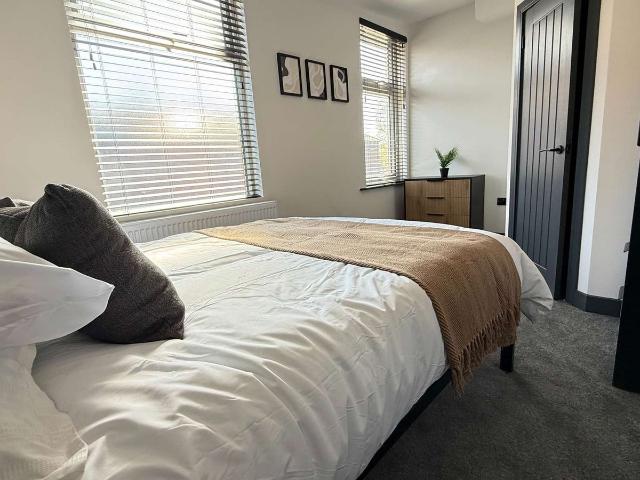 Arthington View, Hunslet, Leeds LS10, Room to rent, £600 pcm | PrimeLocation