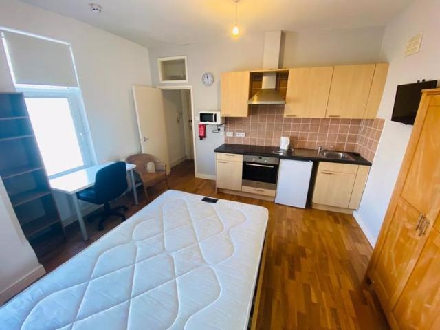 Arthur Avenue, Nottingham NG7, 1 bed flat to rent, £695 pcm | PrimeLocation
