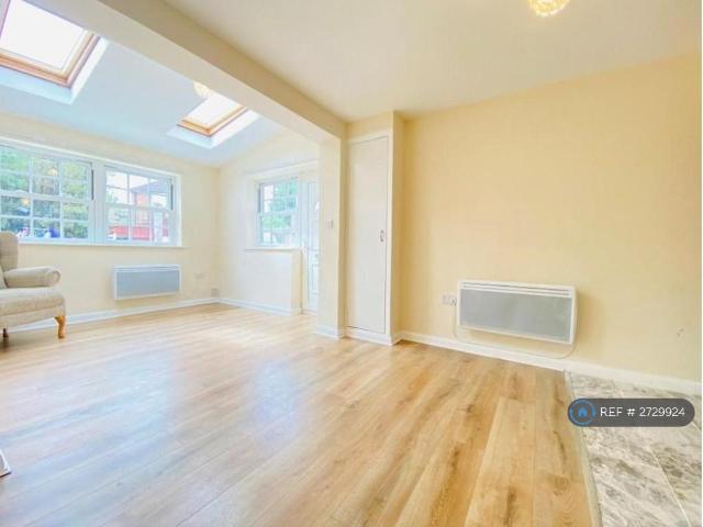 Arthur St, Sittingbourne, ME10 1 bed flat to rent £1,000 pcm £231 pw