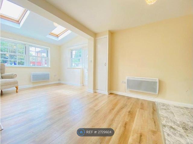 Arthur St, Sittingbourne ME10, 1 bed flat to rent, £1,000 pcm | PrimeLocation