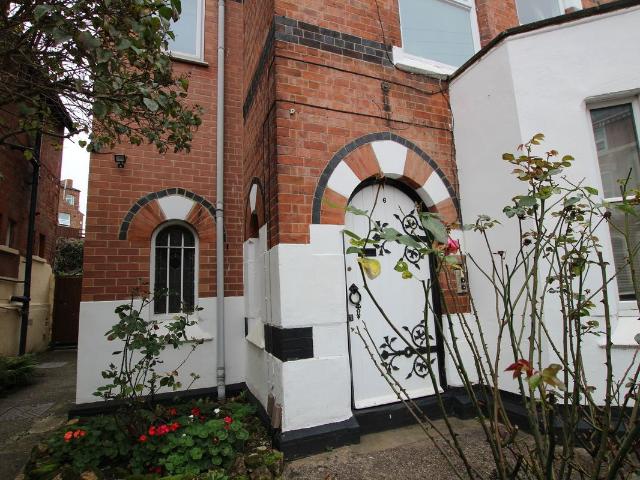 Arthur Street, Nottingham NG7, 1 bed flat to rent, £875 pcm | PrimeLocation