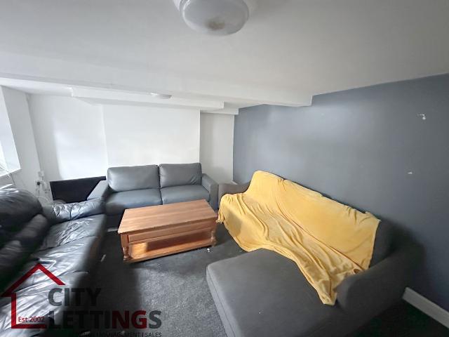 Arthur Street, Arboretum NG7, 8 bed terraced house to rent, £4,715 pcm | PrimeLocation