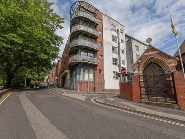 Arthur Place, Birmingham, 2 Bedroom Flat