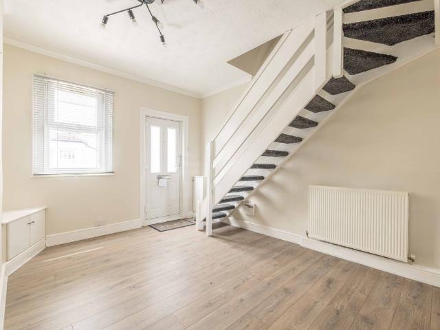 Arthur Road, Windsor SL4, 2 bed terraced house to rent, £1,700 pcm | PrimeLocation