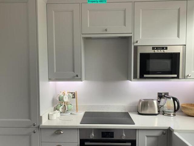 Arthur Road, London, 2 Bedroom Flat