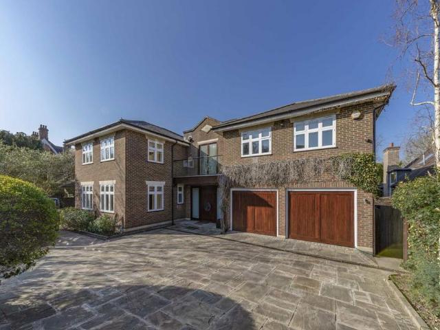 Arthur Road, London SW19 6 bed detached house to rent £16,500 pcm £3,808 pw