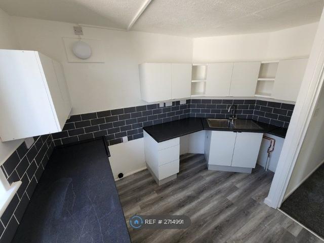 Arthurs Hill, Shanklin PO37, 3 bed flat to rent, £850 pcm | PrimeLocation