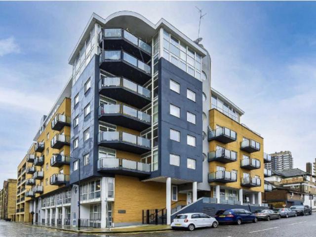 Artichoke Hill, London E1W 1 bed flat to rent £1,850 pcm £427 pw